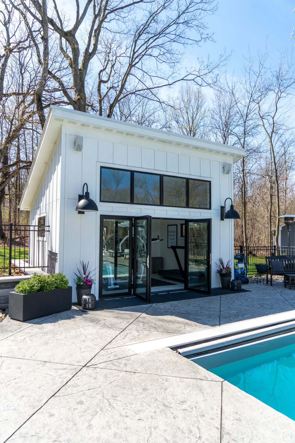 View One Family's Chic Workout Building - Lakeshore Living